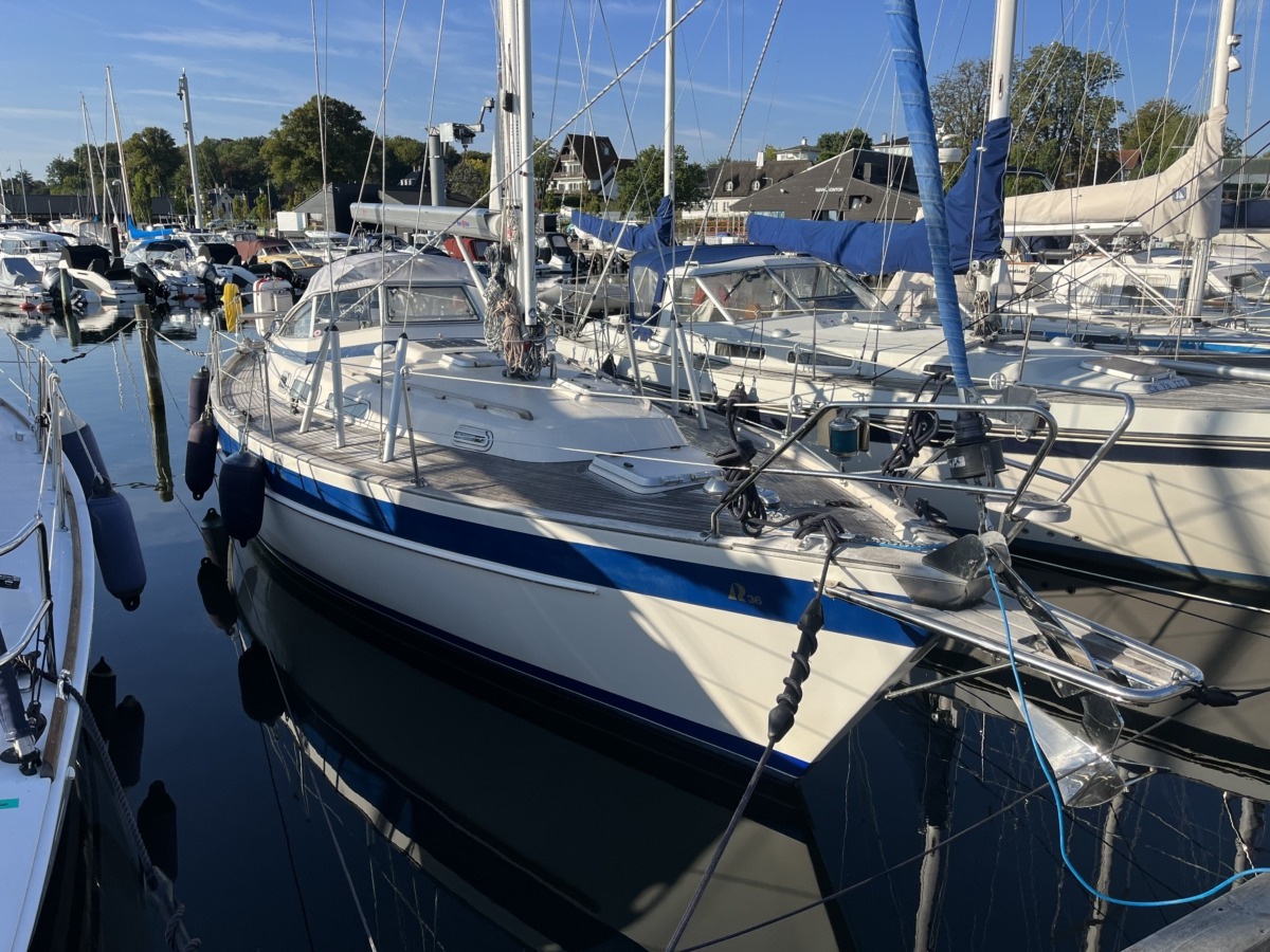 Hallberg Rassy 36 MK1 (1992) - SOLGT - ShipShape Bådsalg - nye og ...